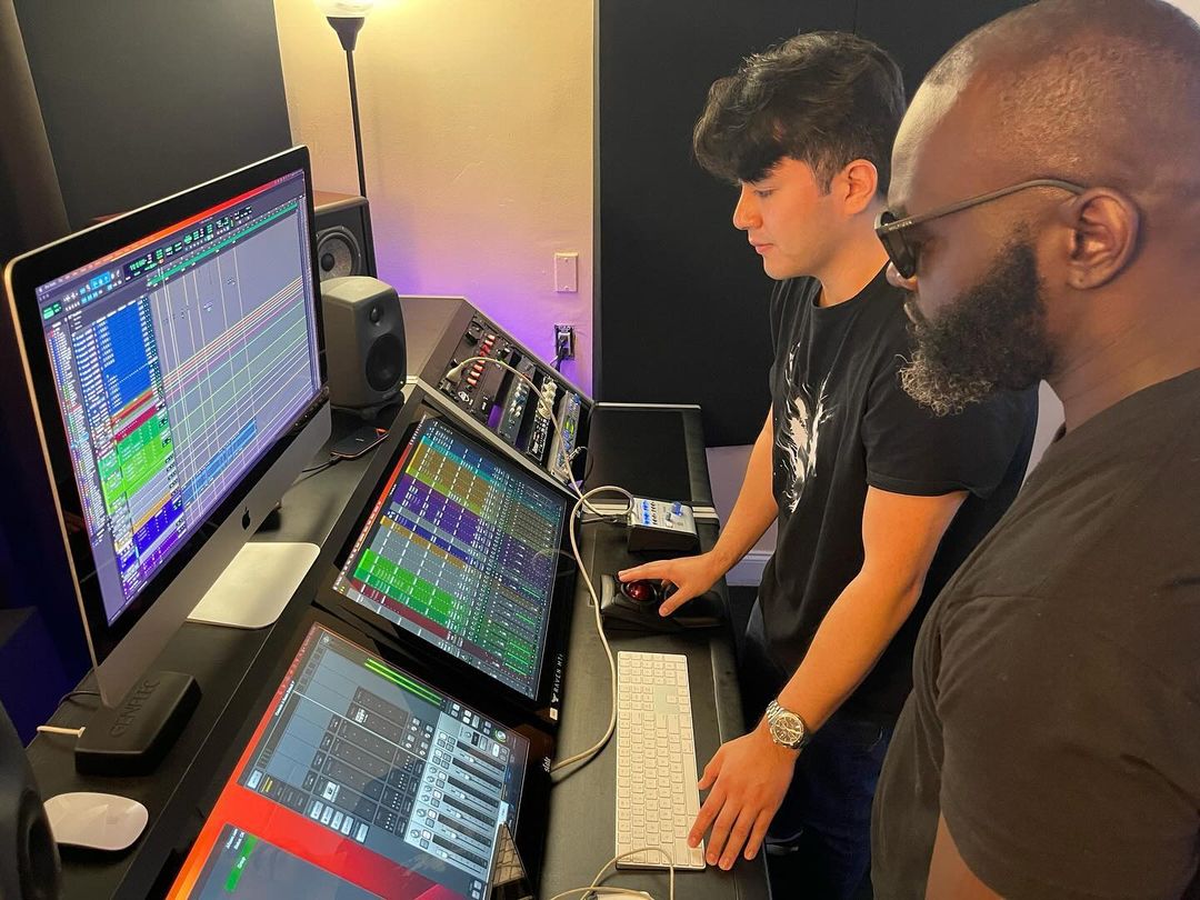 hi-tunes – hi-tunes