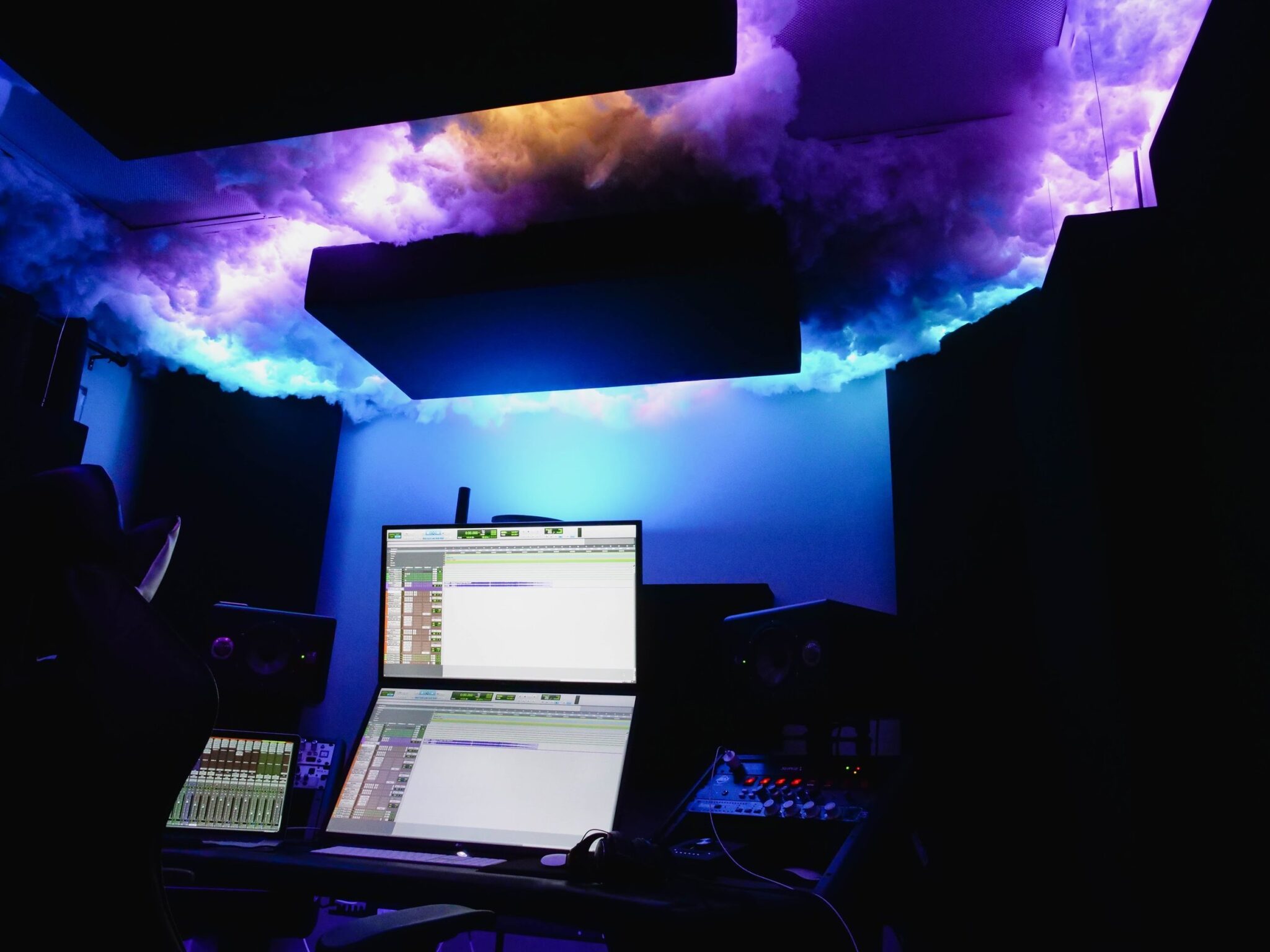 Professional Recording Studio - Hi-Tunes Studio