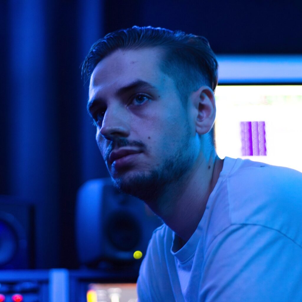 hi-tunes – hi-tunes