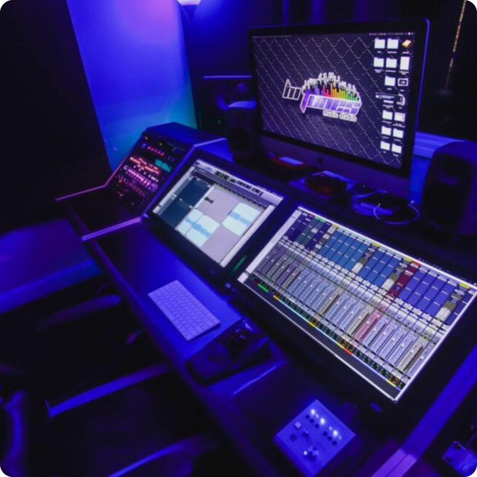 Professional Recording Studio - Hi-Tunes Studio